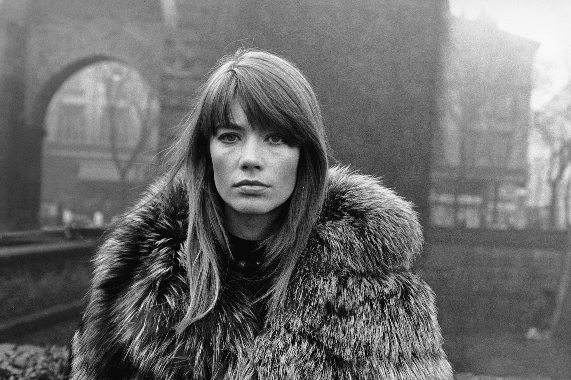 Ces 10 Chanteurs Français des Années 60 Qui Ont Marqué l'Histoire
